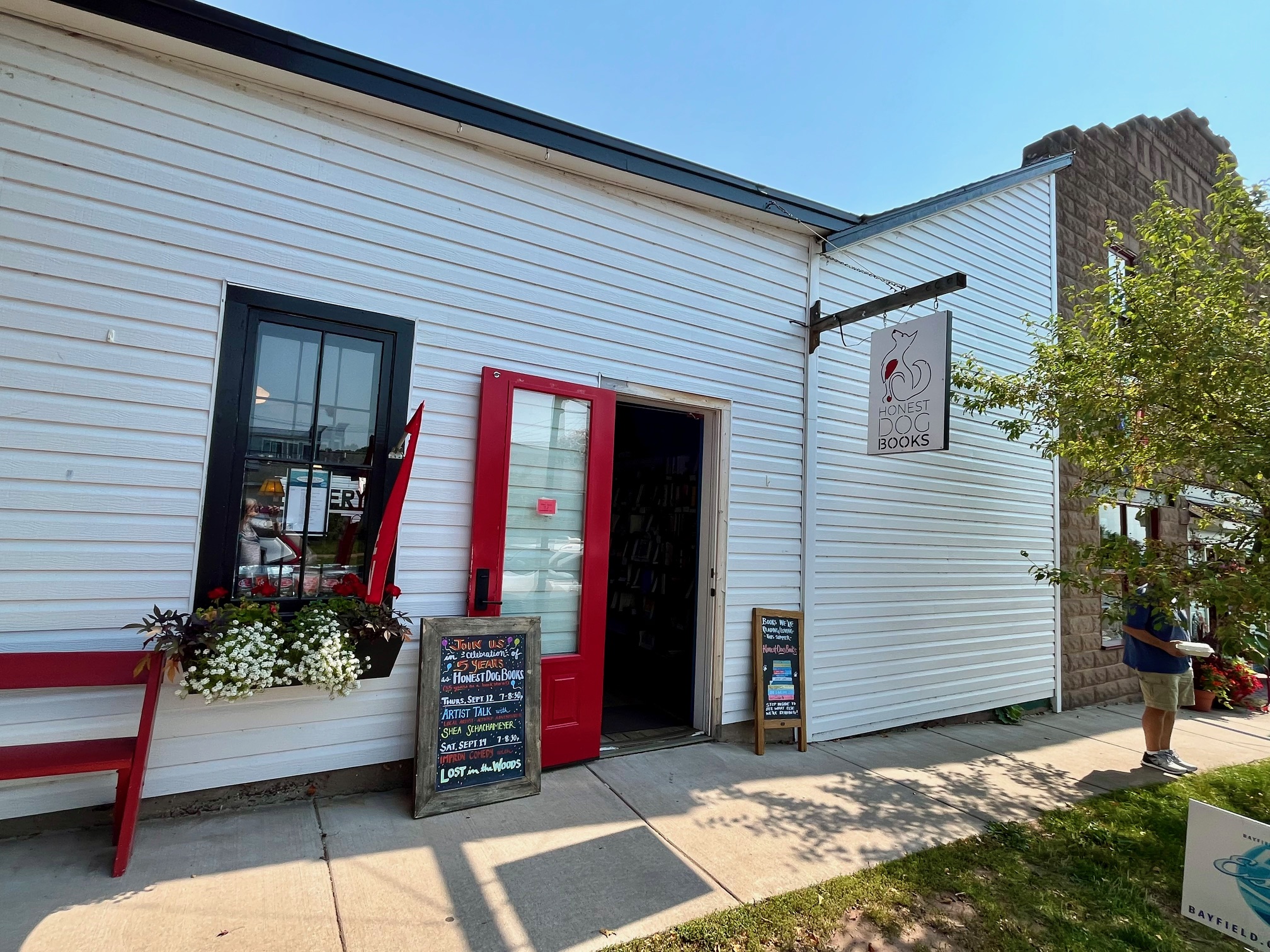 Honest Dog Books: A Bayfield, Wisconsin Bookstore, Part II | Writing ...