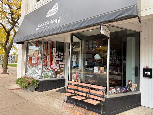 I Have a New Bookstore to Love: Dockside Books in Charlevoix, Michigan ...